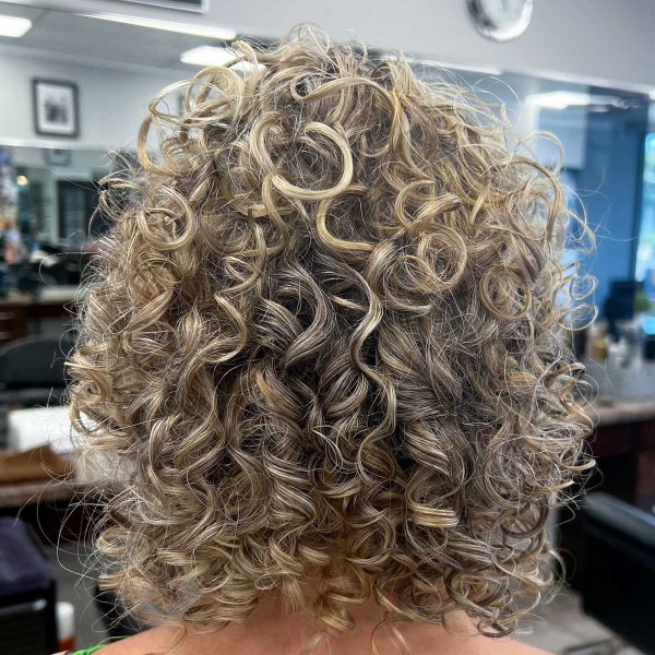 Curly Girls Studio – Canada’s only triple-certified salon